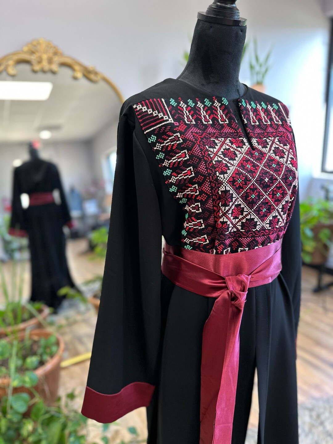 Modern One-of-a-kind Palestinian Thobe With Matching Satin Belt - Etsy