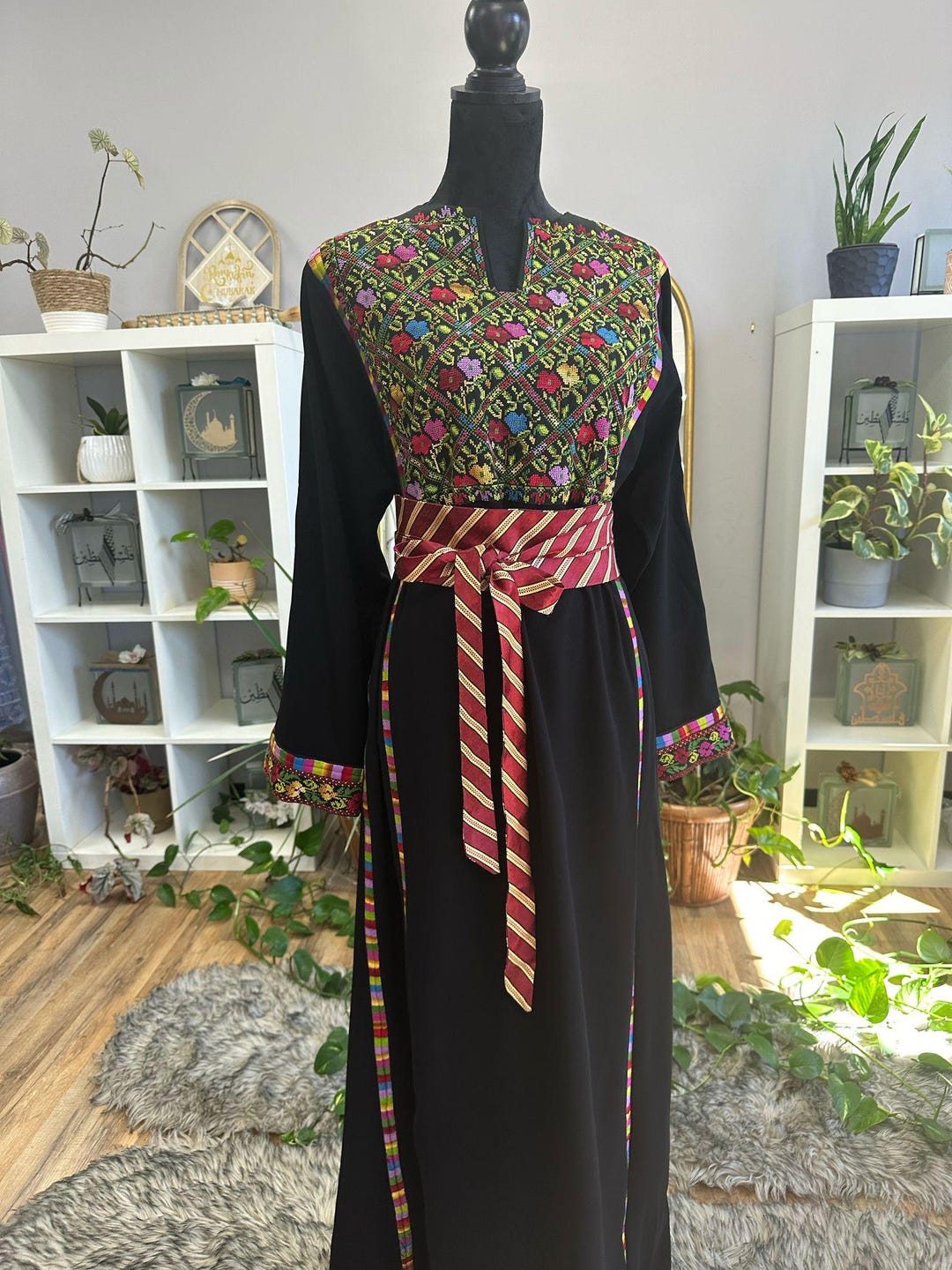 Handmade Tatreez Thobe With Matching Belt - Etsy