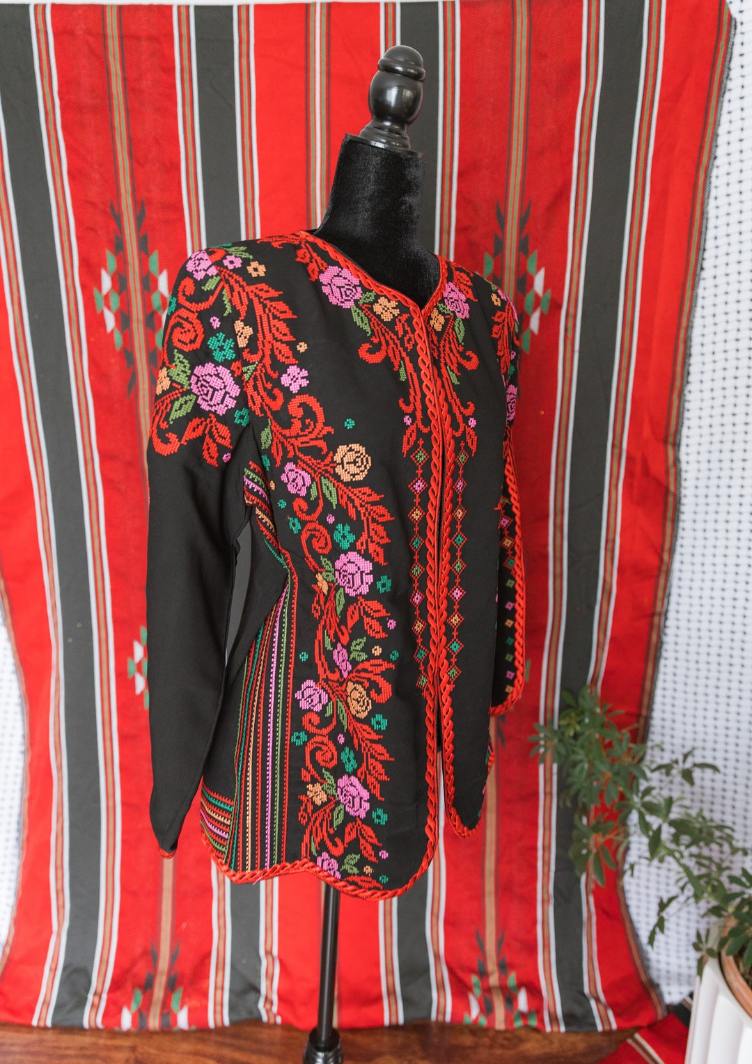 Tatreez Jacket With Split Sleeves - Black (multi-color Tatreez) - Etsy
