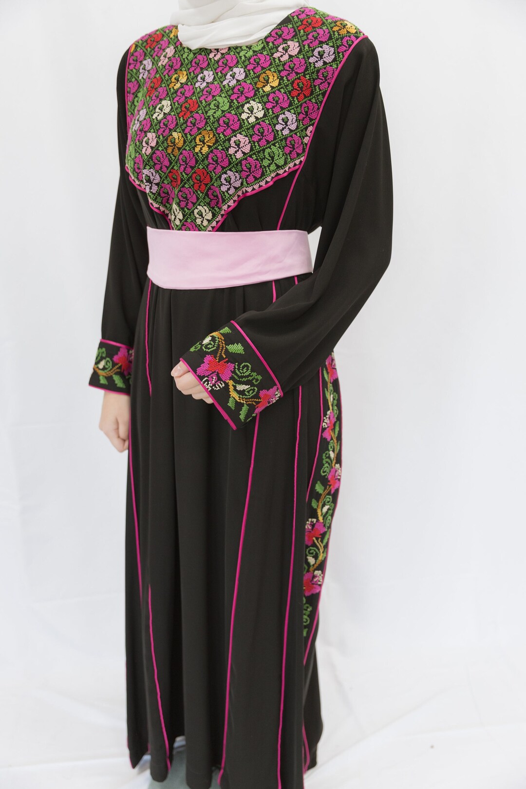 Handmade One-of-a-kind Palestinian Thobe With Matching Satin Belt - Etsy
