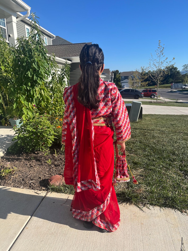 Girls' Gunyo Choli Set: Traditional Nepali Sari for Cultural Events - Etsy