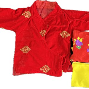 Nepalese Gunyo Choli Set: Traditional Coming-of-age Dress - Etsy