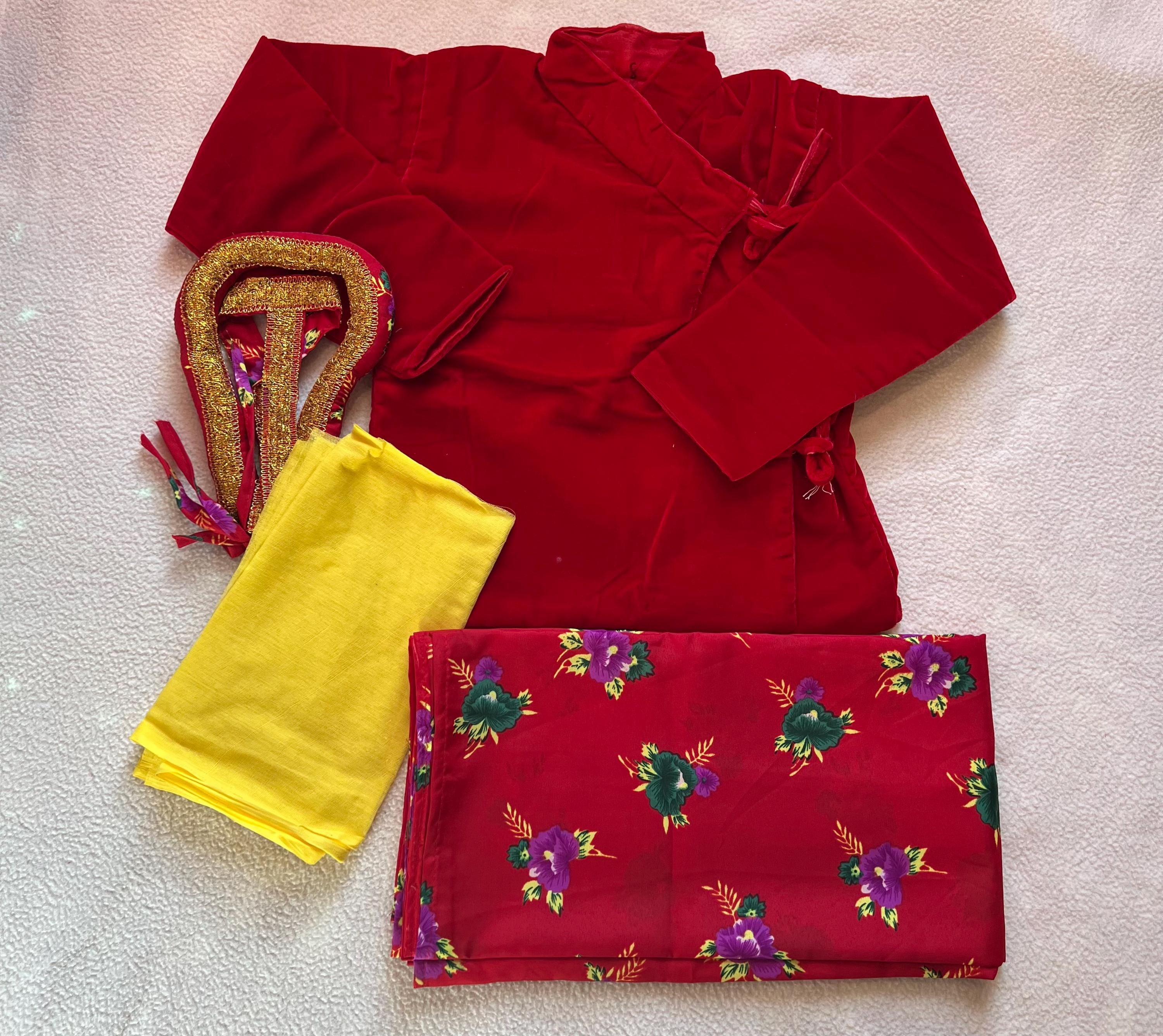 Nepalese Gunyo Choli Set: Traditional Coming-of-age Dress - Etsy