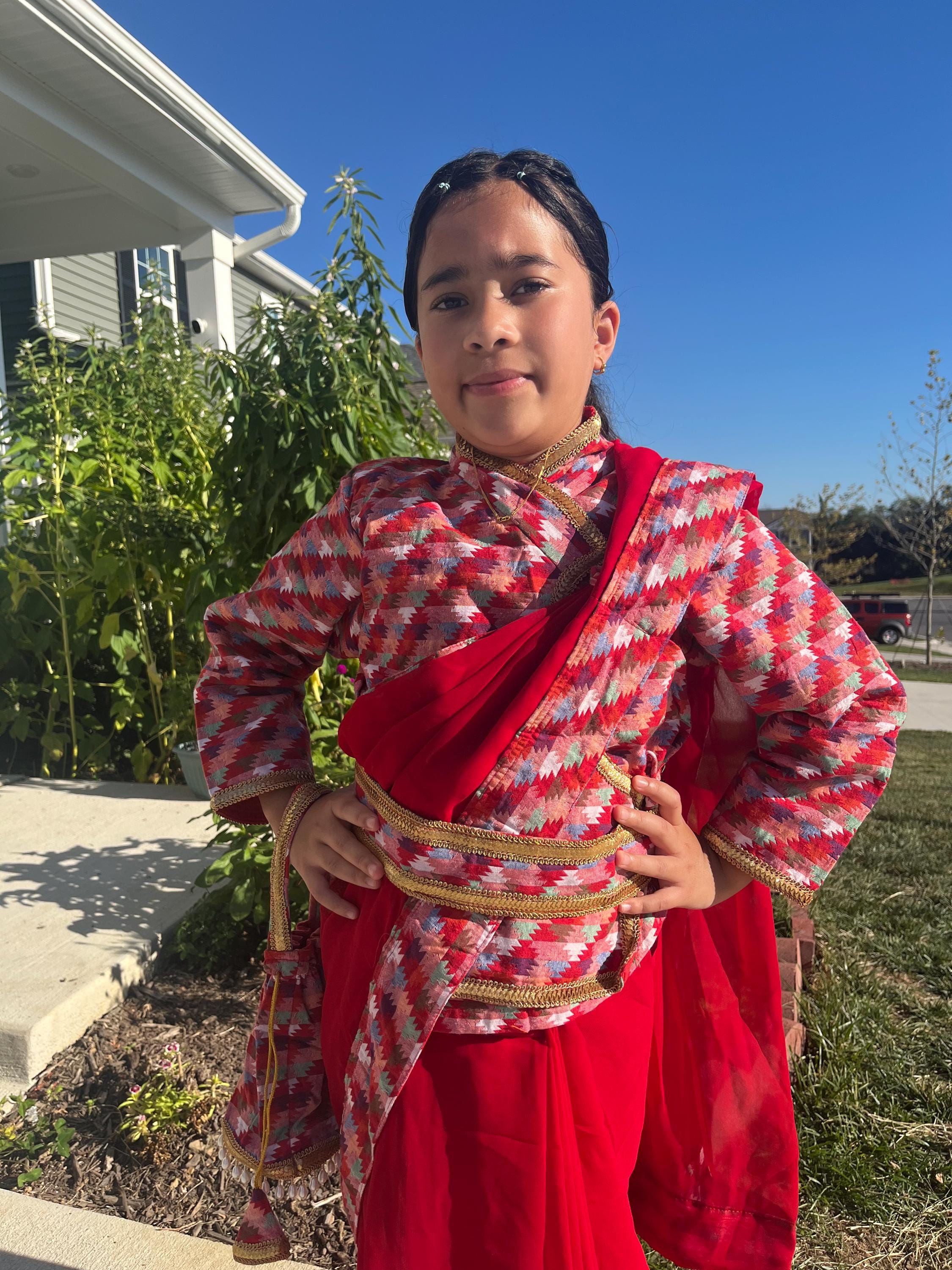 Girls' Gunyo Choli Set: Traditional Nepali Sari for Cultural Events - Etsy