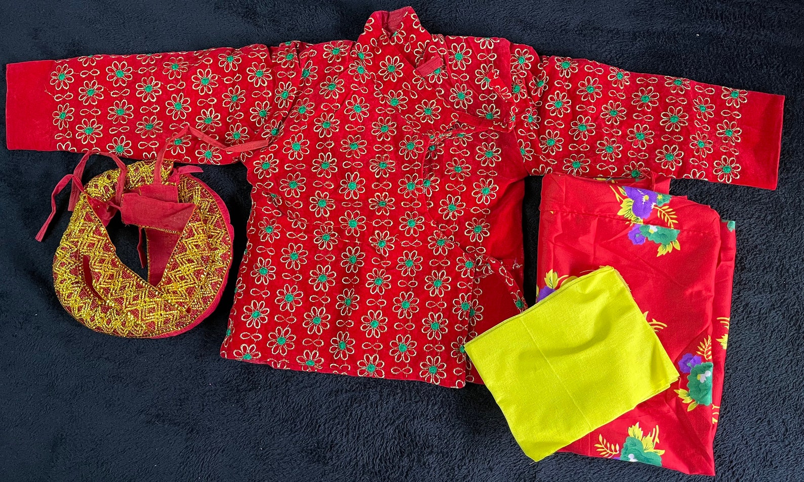 Gunyo Choli / Gunyo Choli Ceremony Dress/ Coming Age of a Girl ...