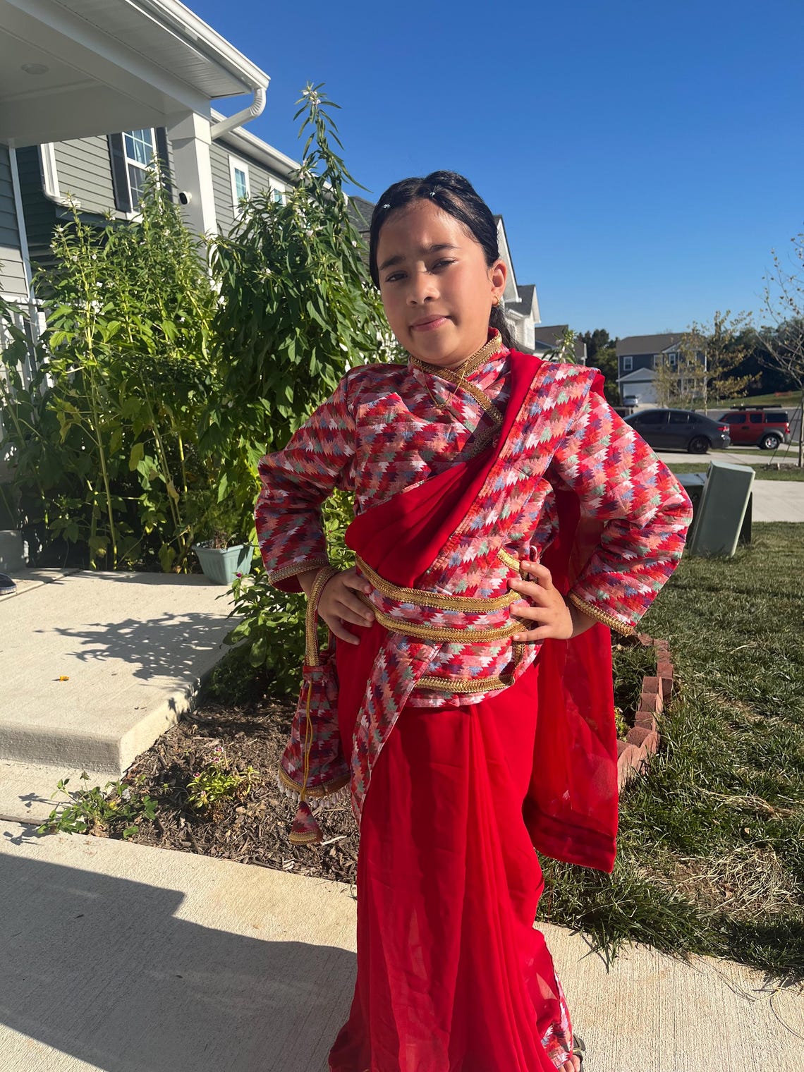 Girls' Gunyo Choli Set: Traditional Nepali Sari for Cultural Events - Etsy