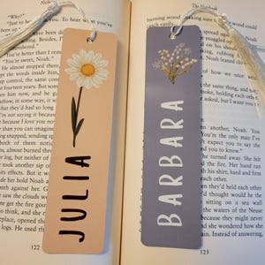 Personalized Birth Flower Bookmark With Name - Etsy