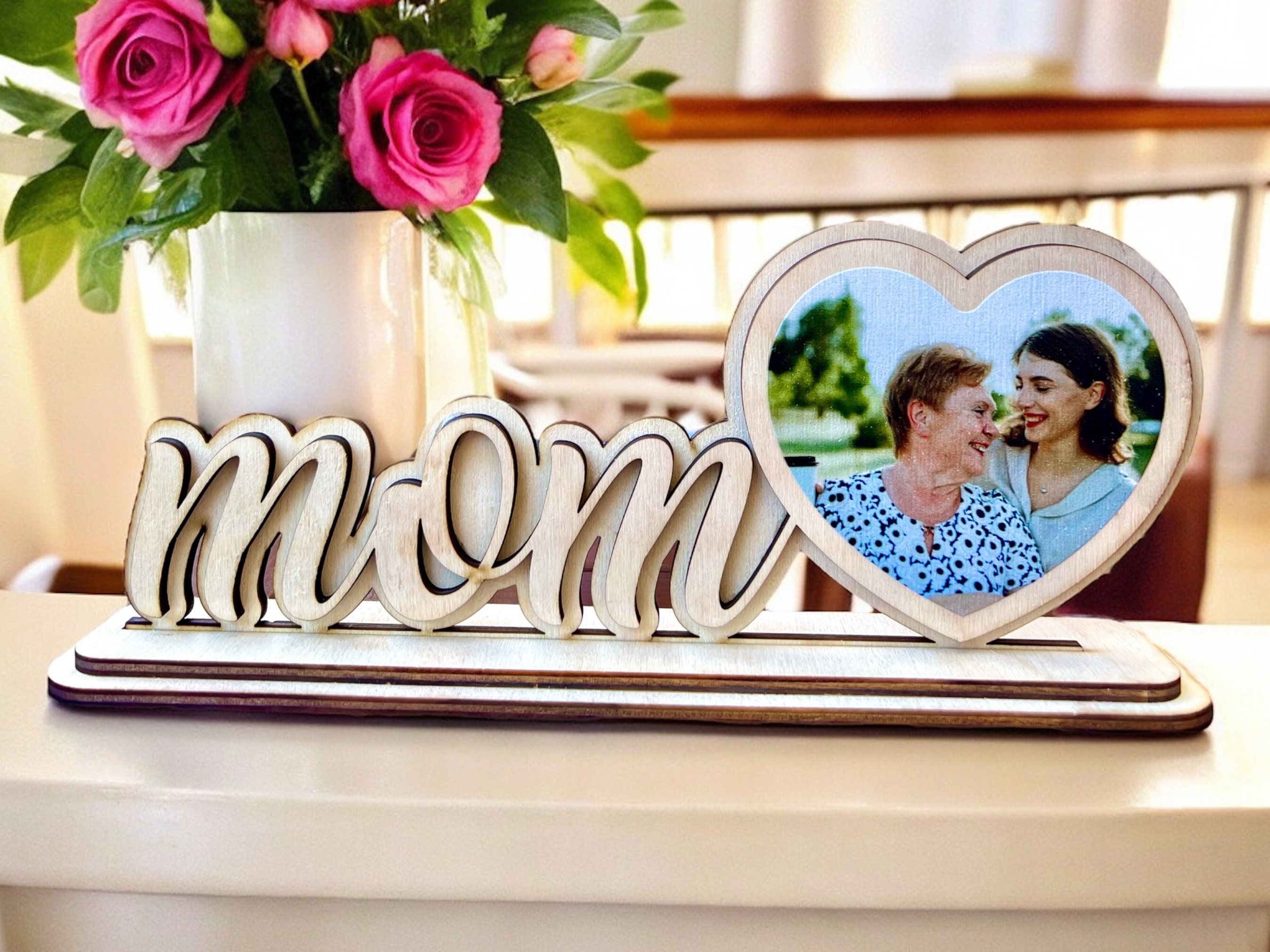 Mom Stand With Heart Shape Photo, Personalized Mom Picture Frame ...
