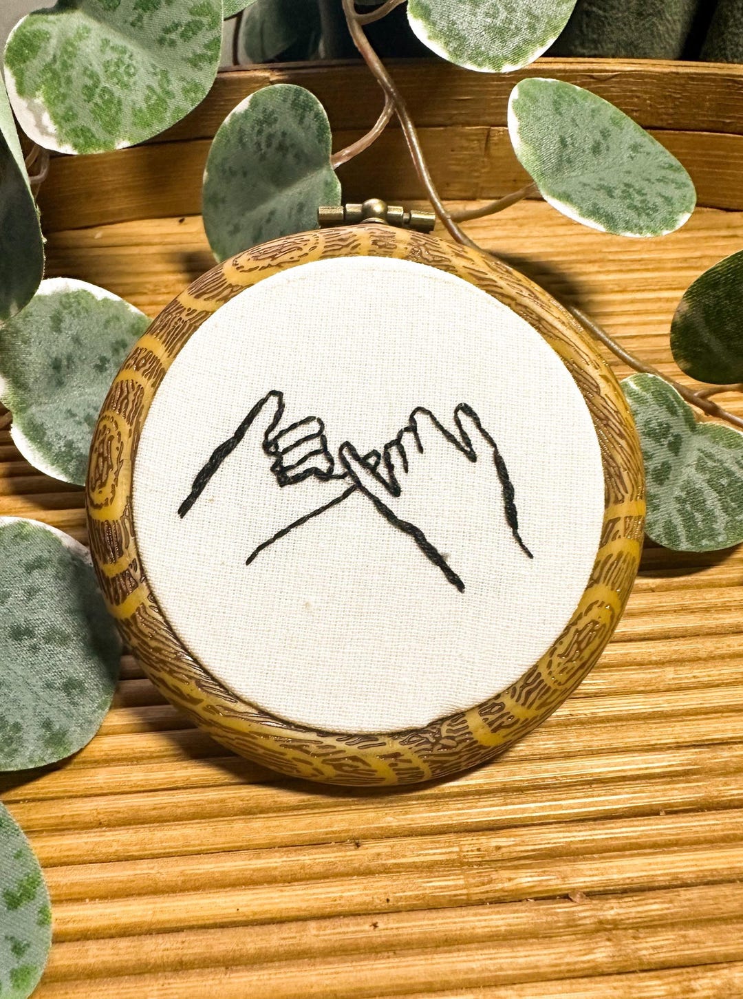 Hand-embroidered Pinky Promise Wall Decor - Etsy