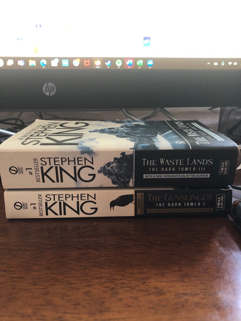 Dark Tower 1 and 3 the Gunslinger and the the Wastelands Stephen King ...
