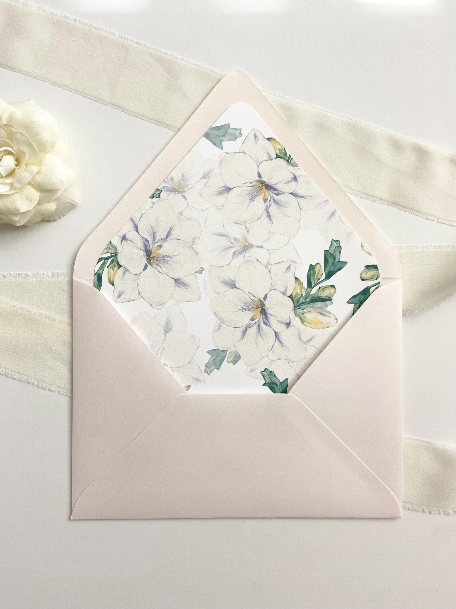 Magnolia Floral Envelope Liners for A7 Euro Flap Wedding Envelopes ...