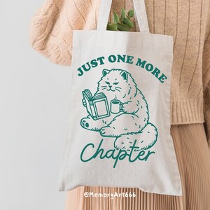 Just One More Chapter, Trendy Vintage Retro Funny Bookworm Bookish Cat ...