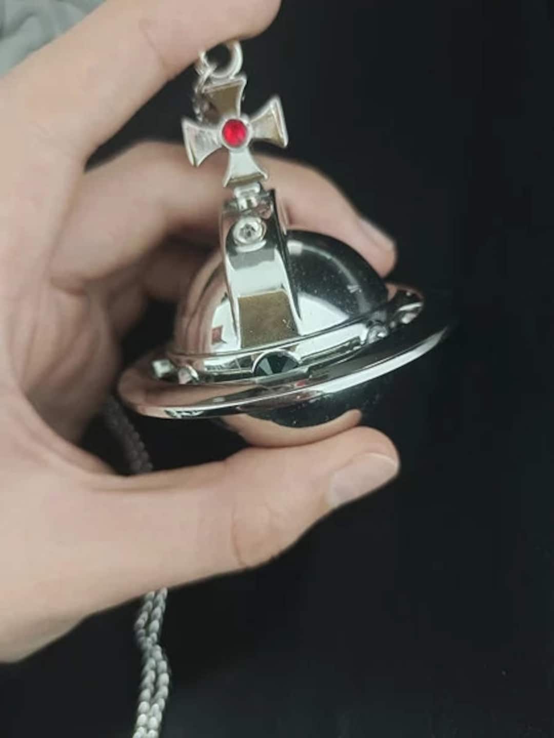 Anime Okazaki Shinichi Three-dimensional Saturn Necklace Lighter NANA ...