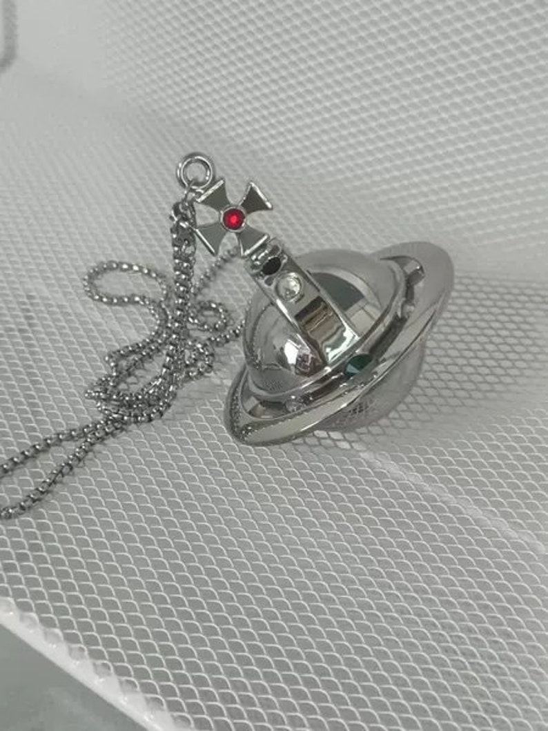 Anime Okazaki Shinichi Three-dimensional Saturn Necklace Lighter NANA ...