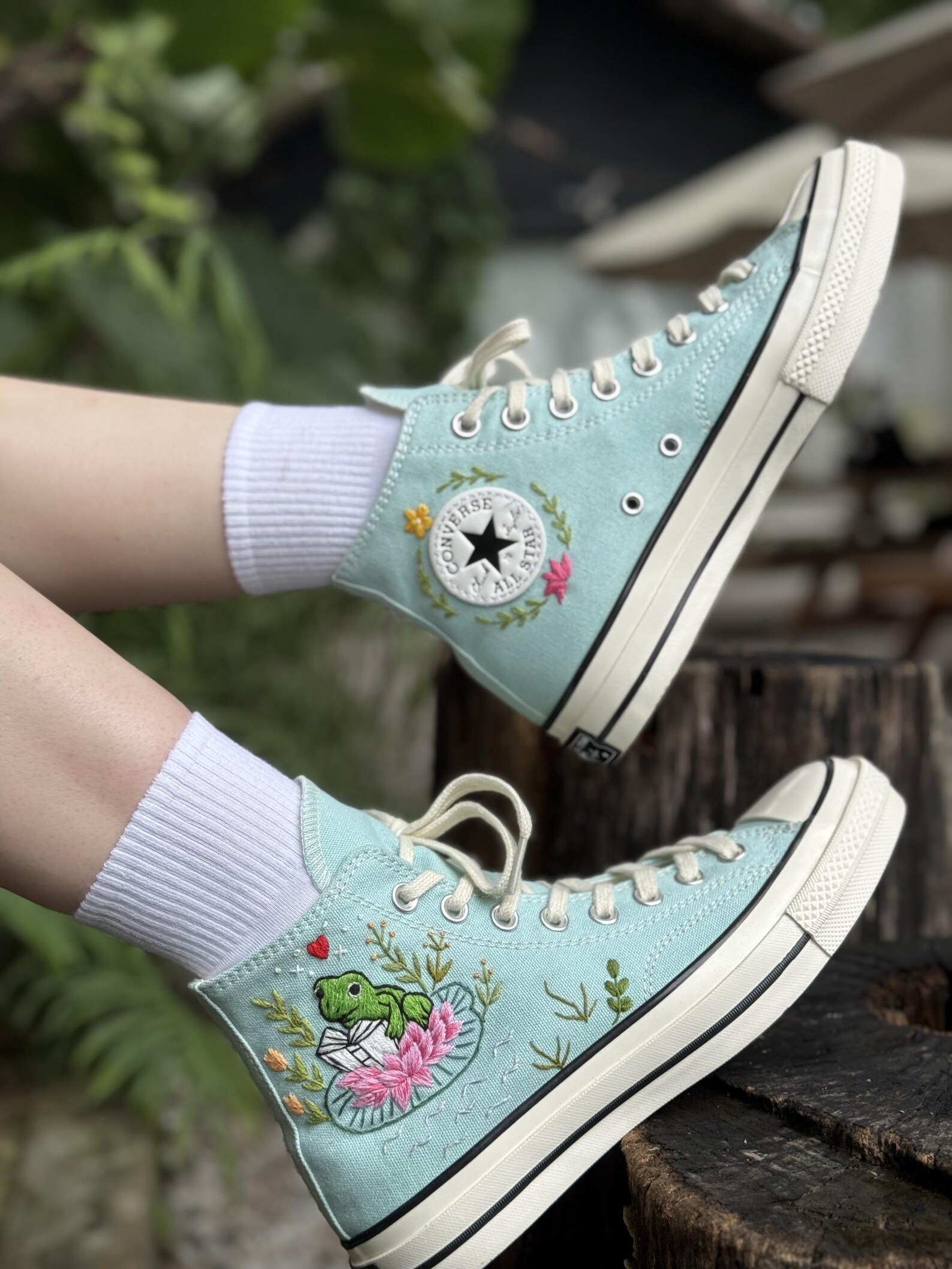 Frog Reading a Book Hand Embroidery Custom Converse/ Custom Embroidered ...