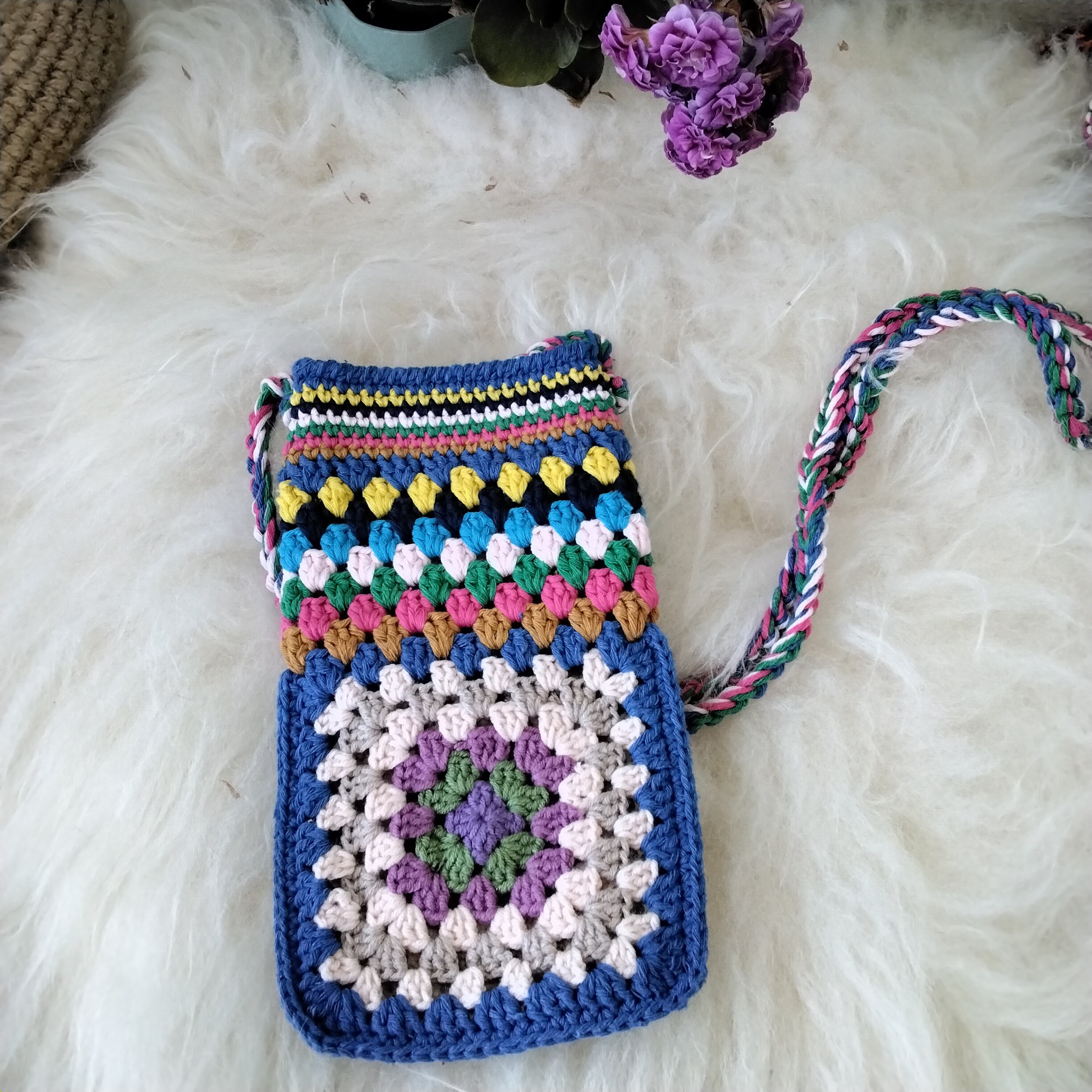 Where Fashion, Style, and Colors Meet: Crochet Phone Bag. Carry Your ...