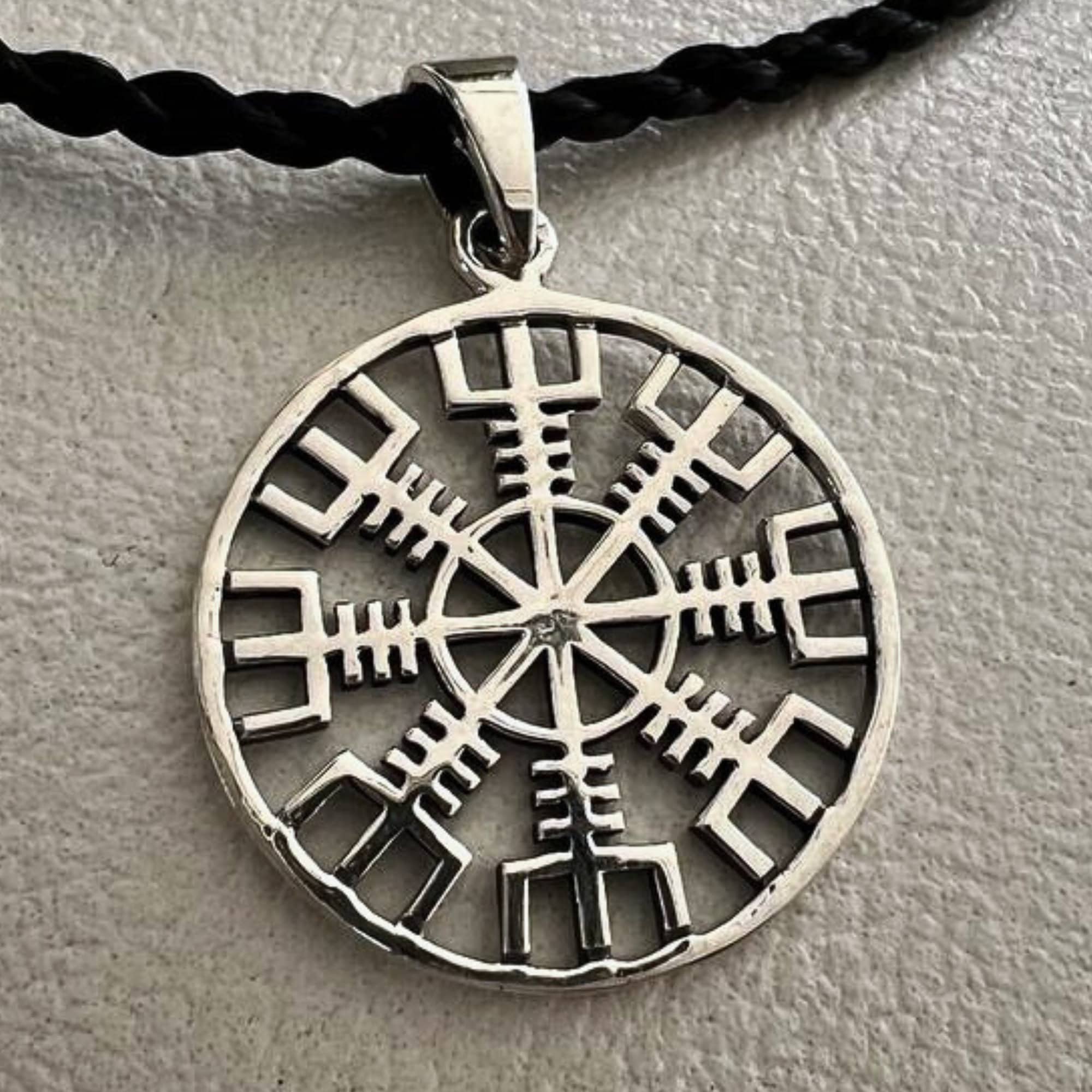 Vegvisir Icelandic Magical Stave Norse Runes Futhark Viking Icelandic ...