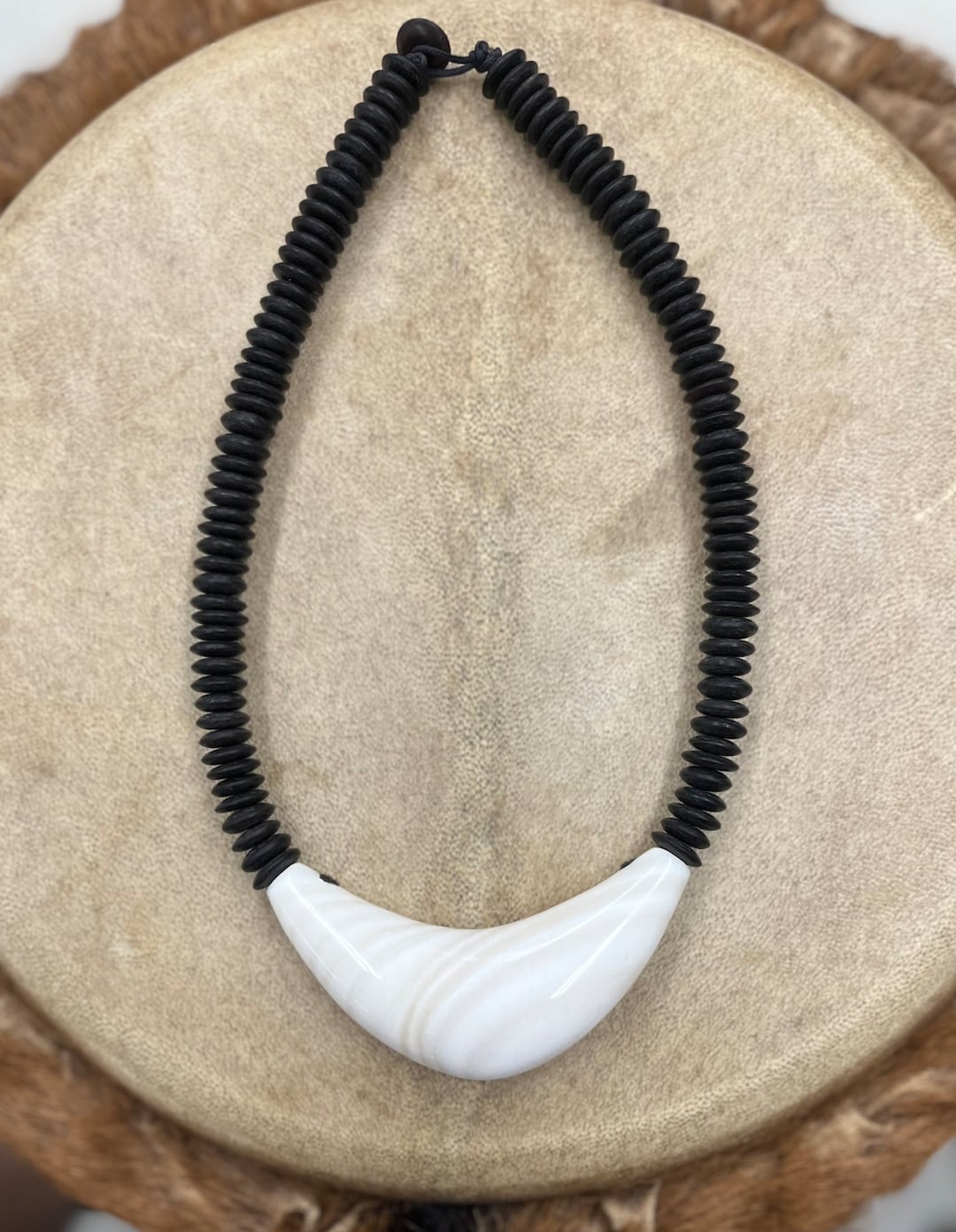 4 Inch Hima/giant Clam Sinahi With Carabao Horn Beads - Etsy