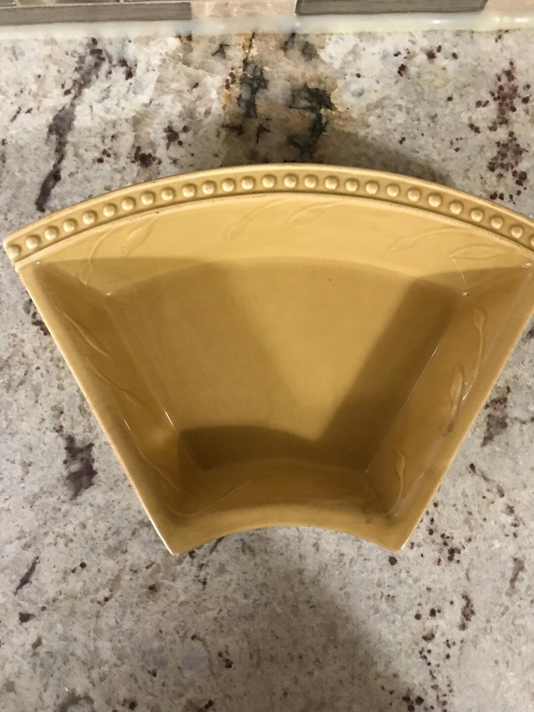 Signature Debbie Sagura Wheat Design Yellow Gold Ceramic Earthware ...