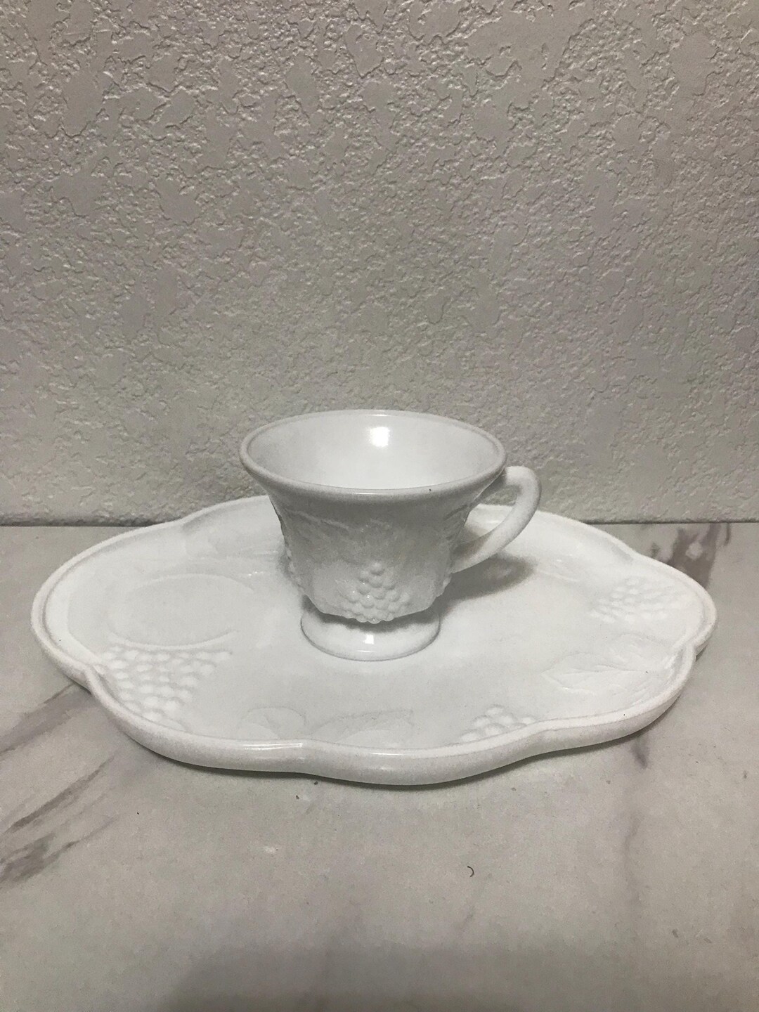 Indiana Milk Glass Harvest Grape Pattern Snack Plate (8 X 10 Inches ...