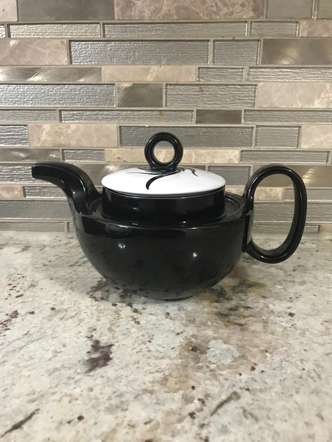 The Tea Spot Black With White Lid Satin Teapot 34 Oz Not to Be Used on ...