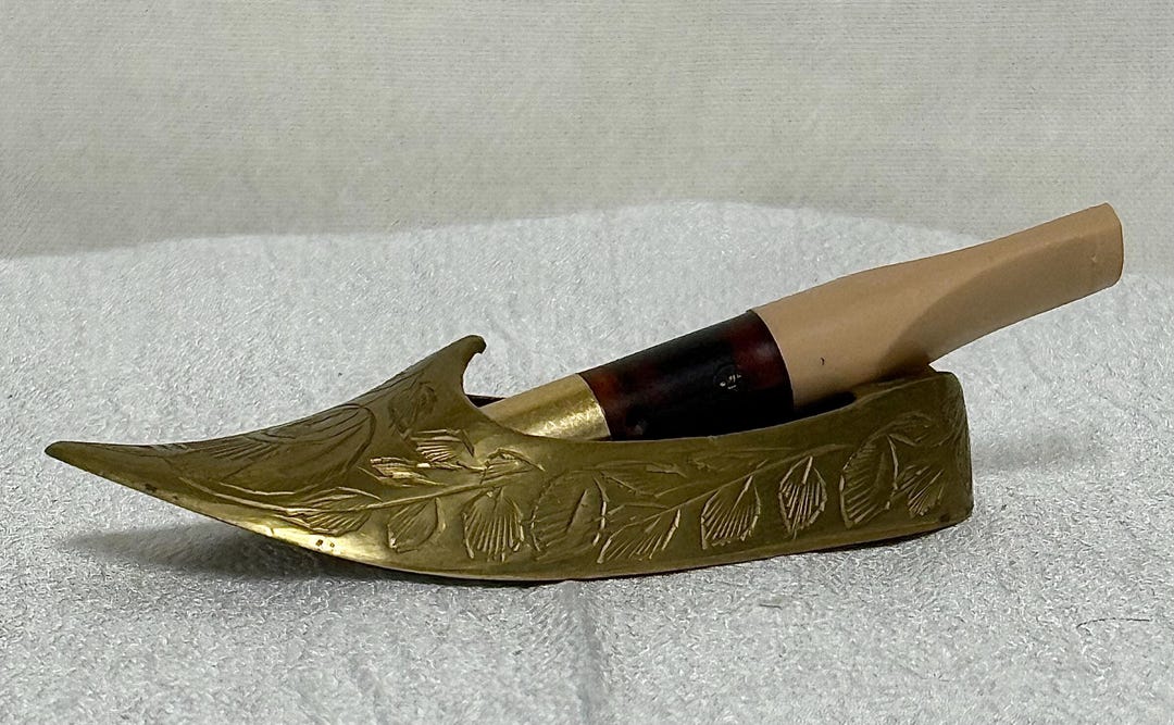 Vintage Brass Aladdin Slipper Ashtray Hand Etched Collectible Knick ...