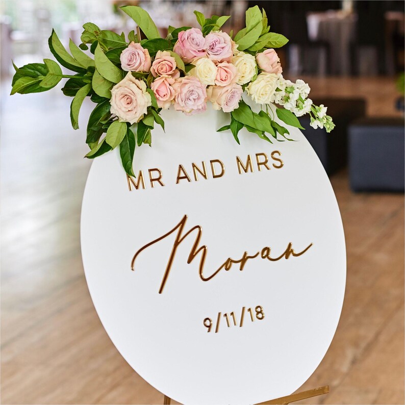 Beige Acrylic Wedding Welcome Sign: Modern Garden Decor - Etsy
