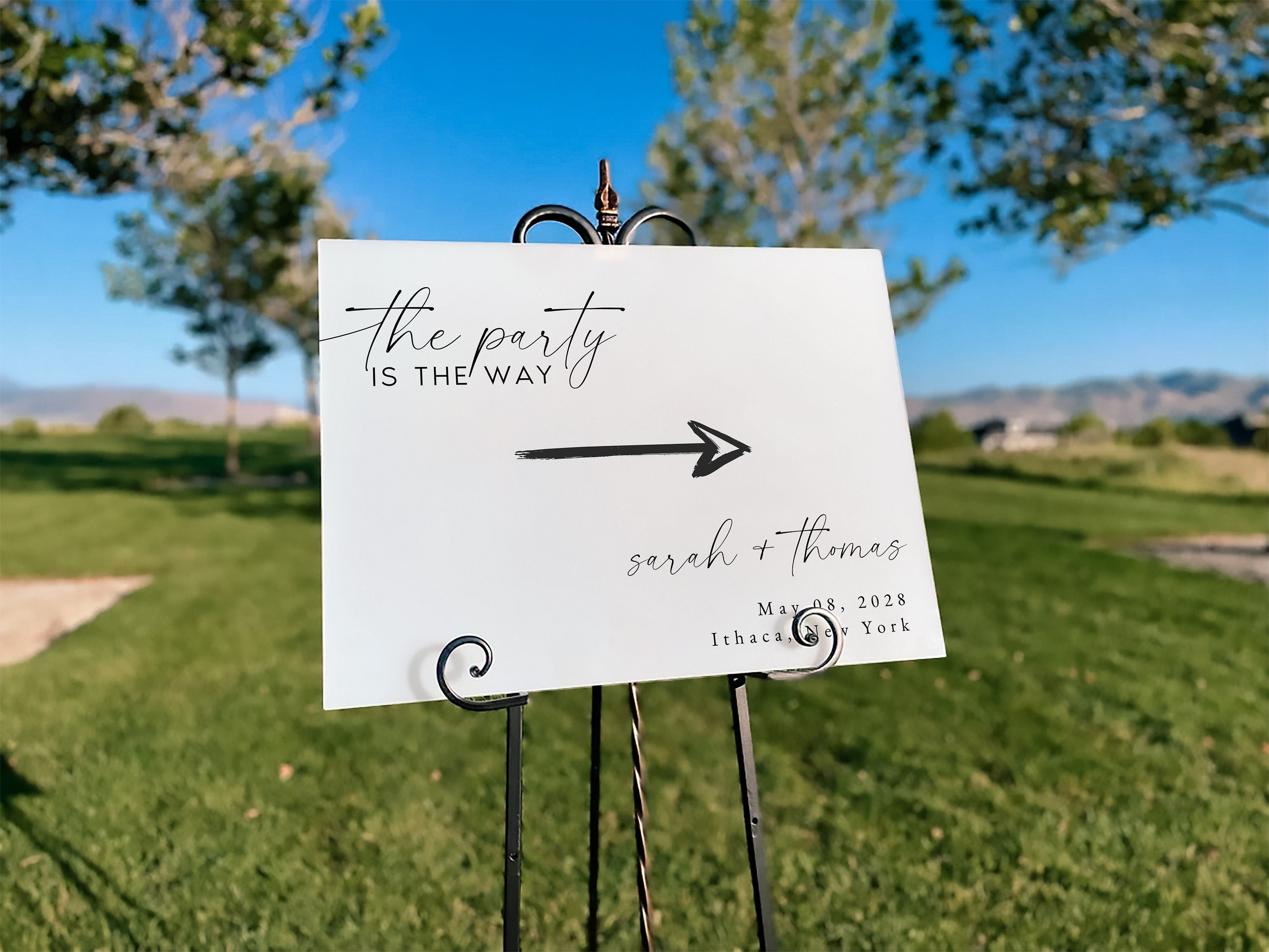 Modern Wedding Direction Sign Template: Minimalist Arrow (digital ...