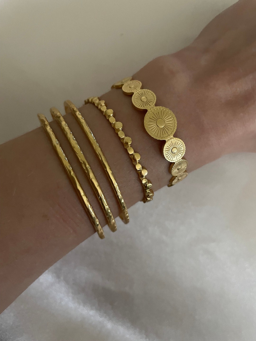 18 Karat Gold Plated Stainless Steel Bangle Bracelet Boho Hammered ...