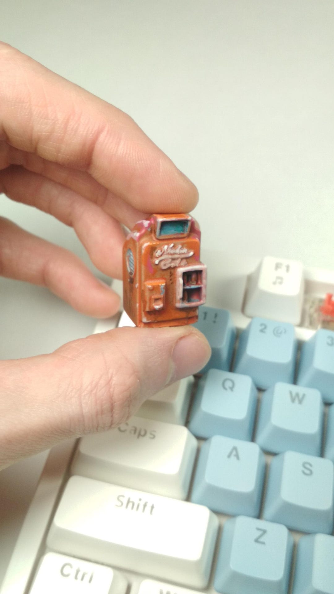Nuka Cola Machine Fallout Hand Painted Artisan Keycap \ for Mechanical ...