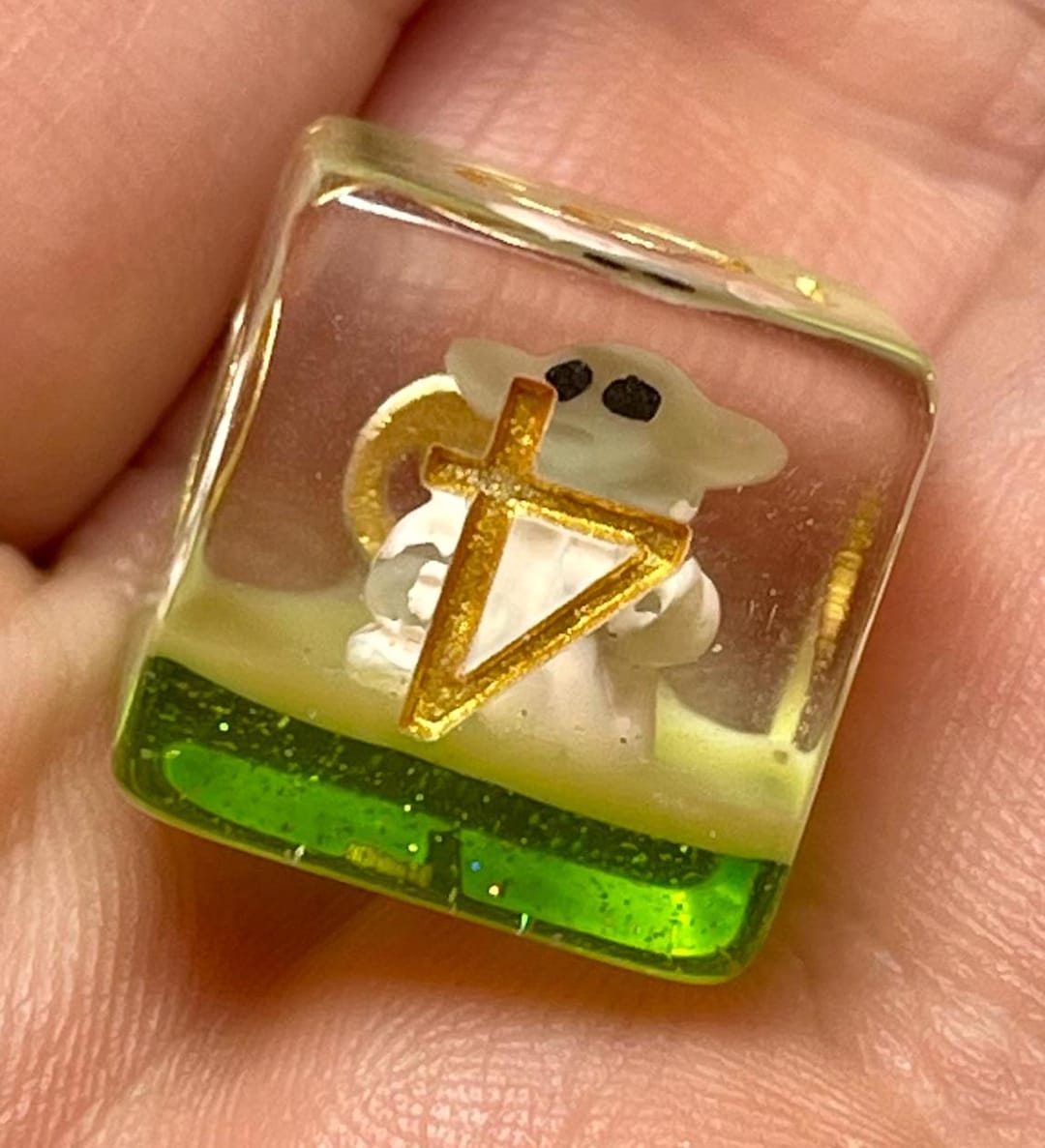 Baby Yoda D&D Dice Set | Grogu Resin Glitter Dice (7pc) - Etsy