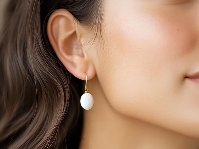 Earring Mockup | Jewellery Mockup | Mockup for Earrings | Ear Model ...