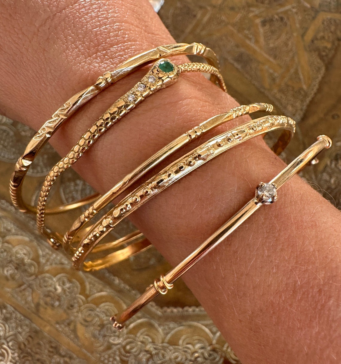 18k Solid Gold Bangle Bracelet: Customizable Wedding Jewelry - Etsy