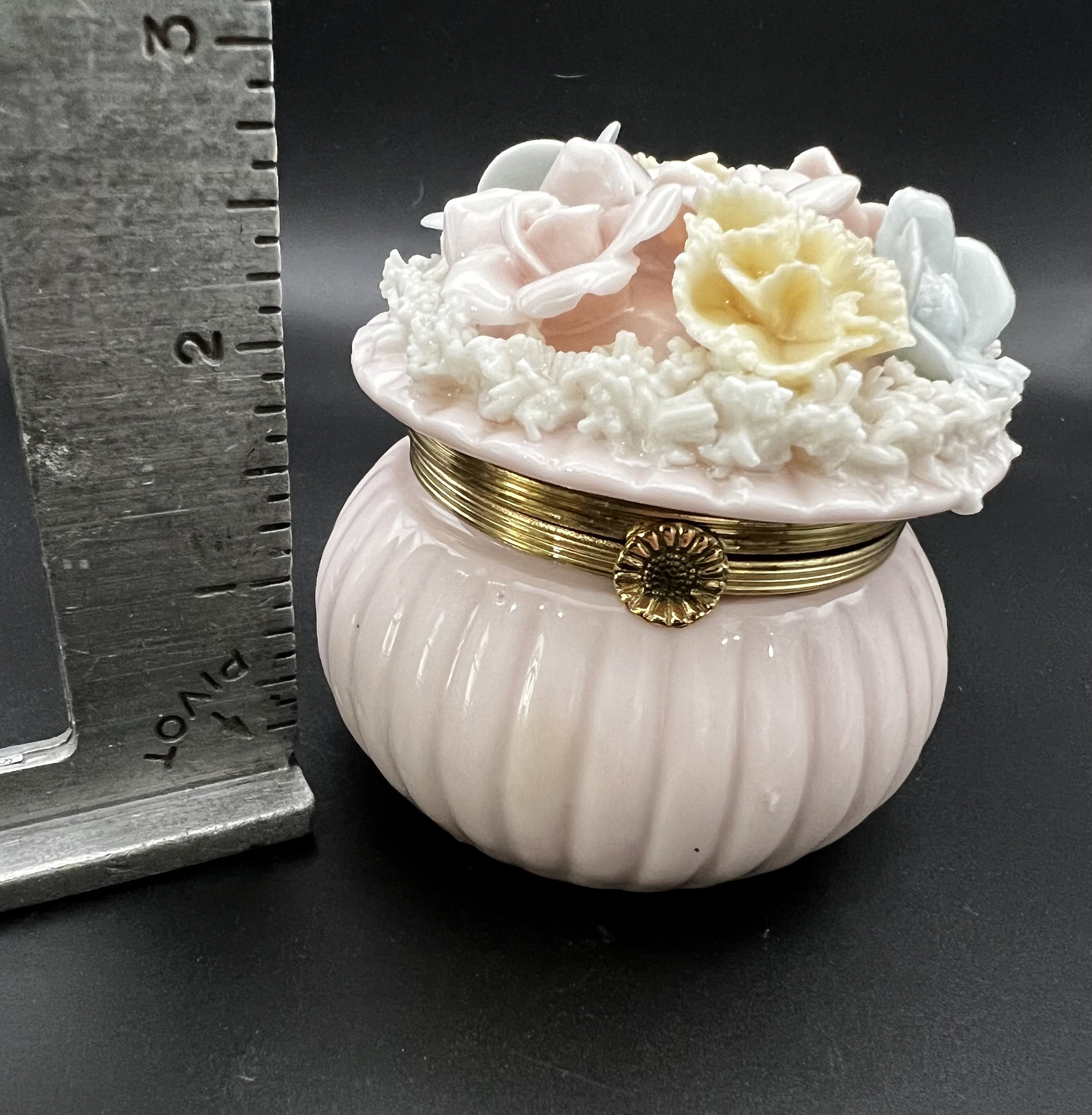 Vintage Arnart Creations Round Pink Blue & Yello Floral Porcelain ...