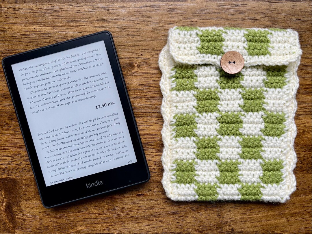 Checkered Crochet Kindle Sleeve, Handmade Kindle Cover, Bookish Gifts, E-reader Cover, Book Nerd ...