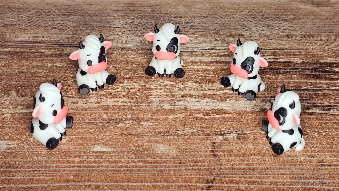 Baby Cow Sitting, Magnetic, Multicolor, 3d Printed, 1.125 Inches Tall ...