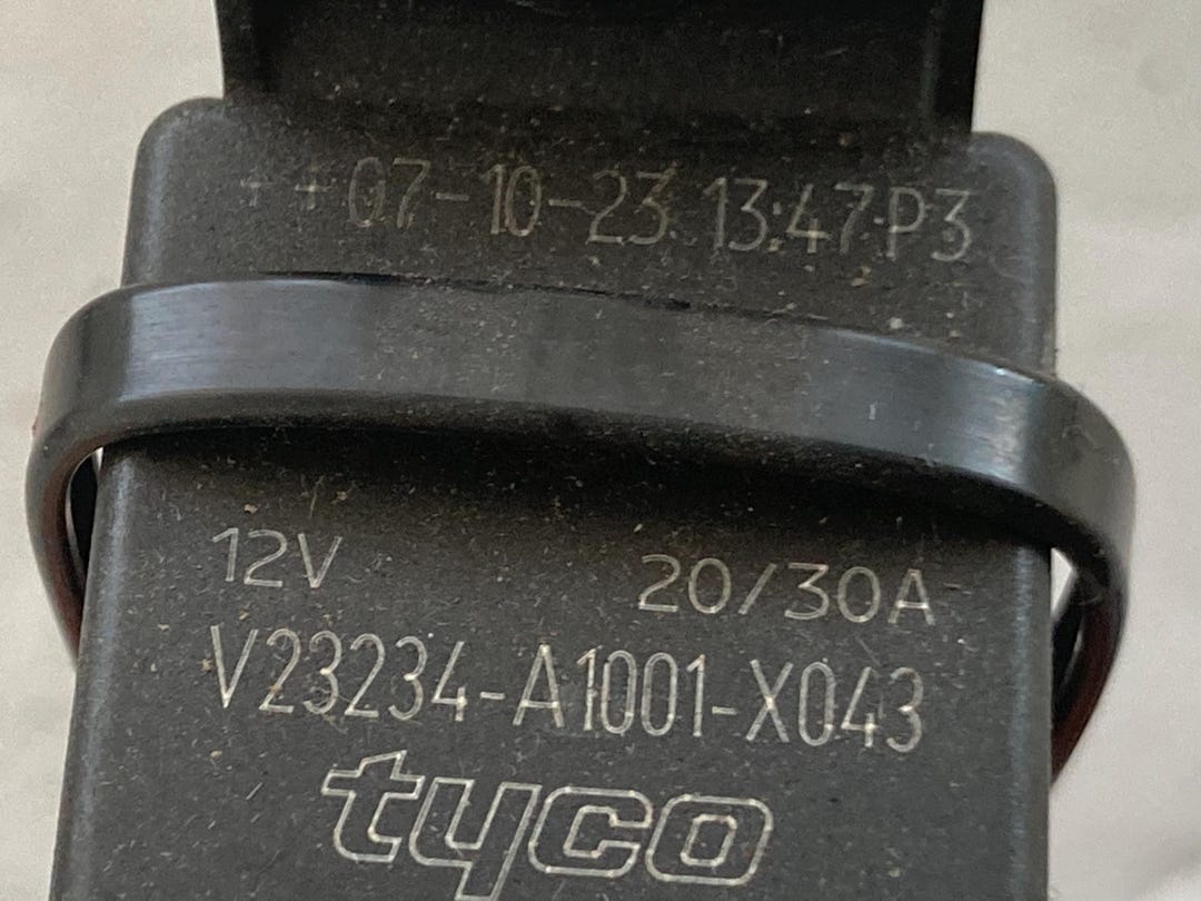 Saab 9 3 Relay Tyco V23234-A1001-X043 - Etsy