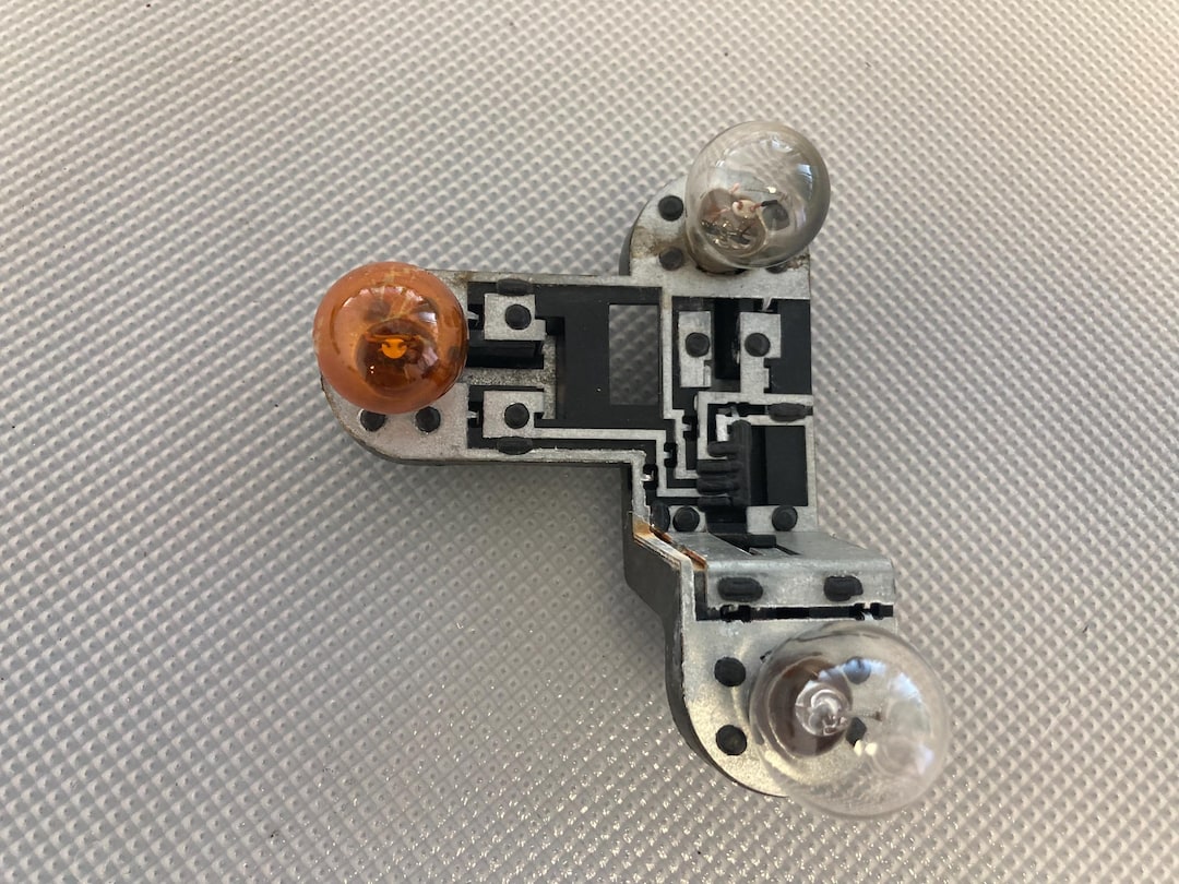 Saab 9 3 Tail Light Bulb Socket LH 12788634 - Etsy