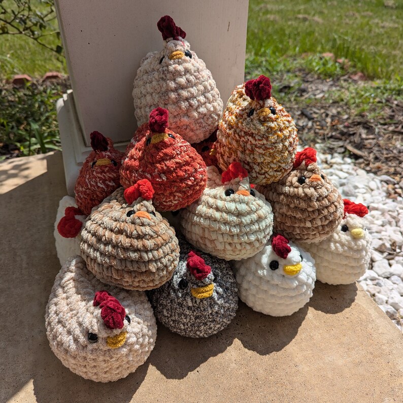 Mabel Chicken: Amigurumi Crochet Hen Plushie - Etsy
