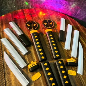 DIY, Deadpool Katanas “golden Girls” With Optional Back Sheath, 3D ...