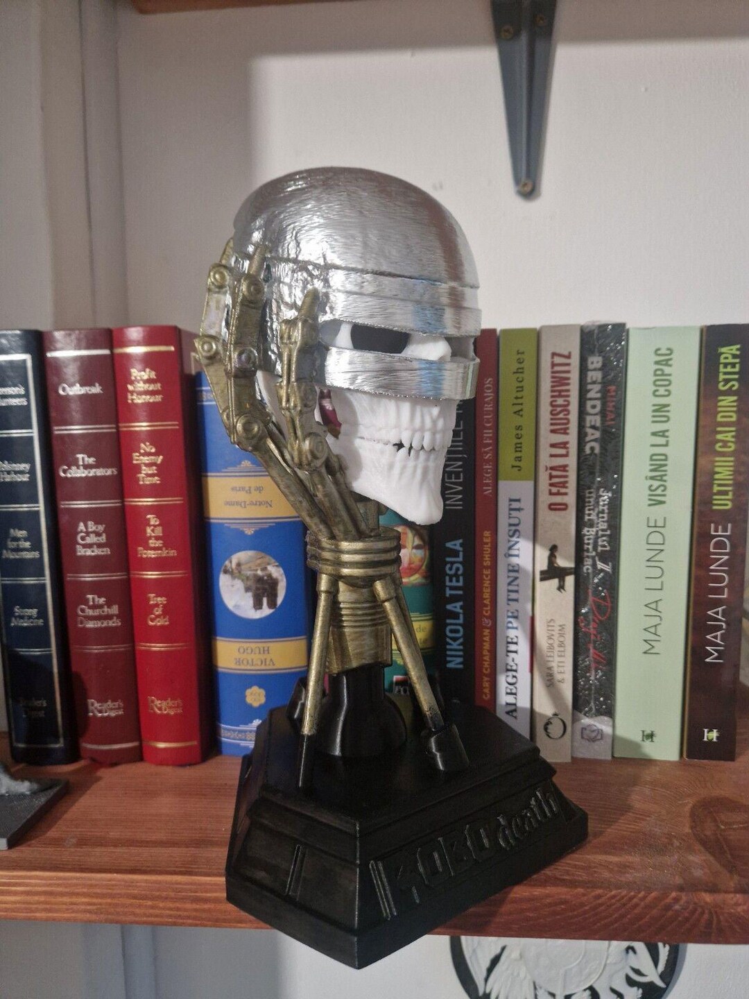 Robocop Skull Bust With Robotic Hand - Iconic Sci-fi Collectible and ...