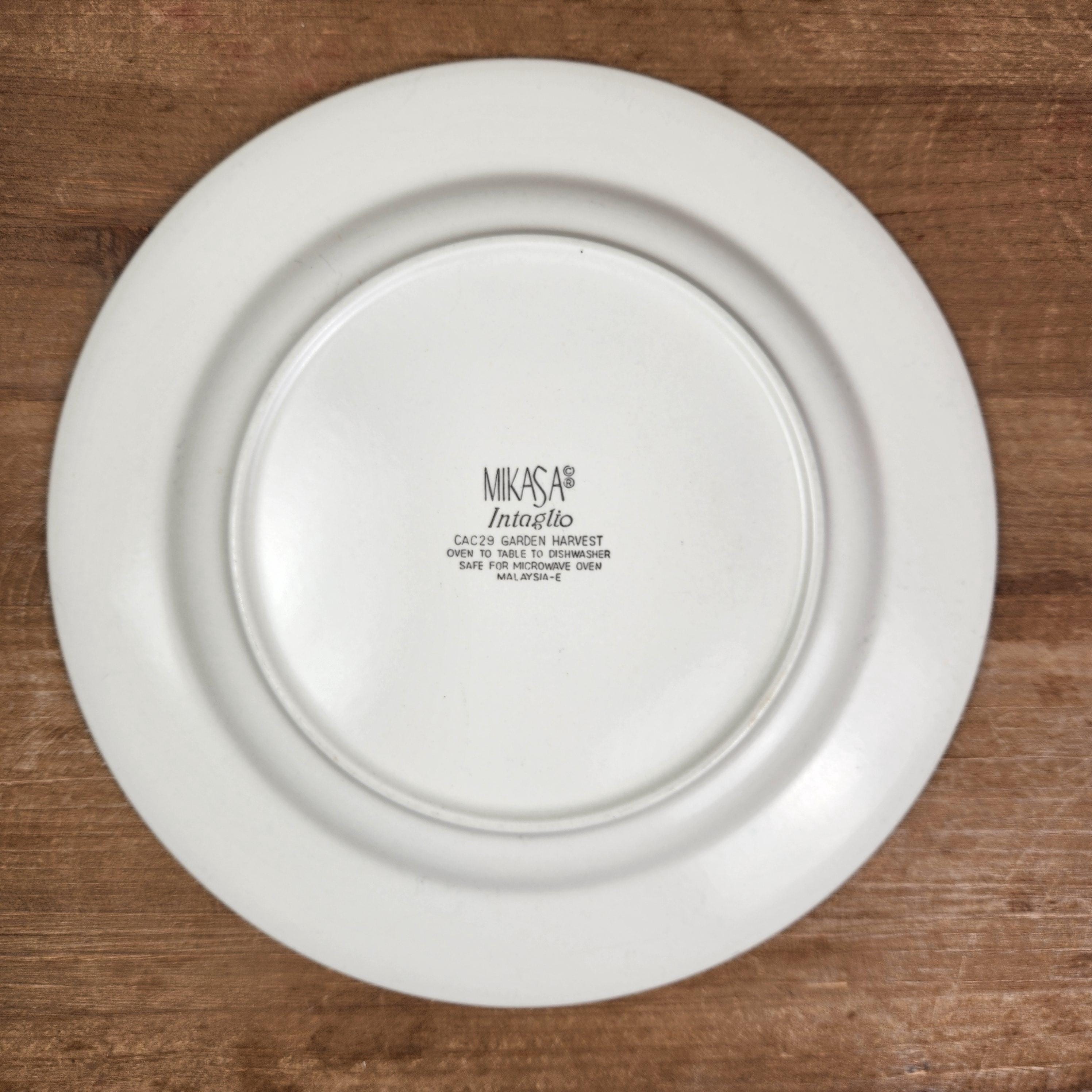 Vintage Mikasa Intaglio Garden Harvest Dinner Plates, CAC29, Harvest ...