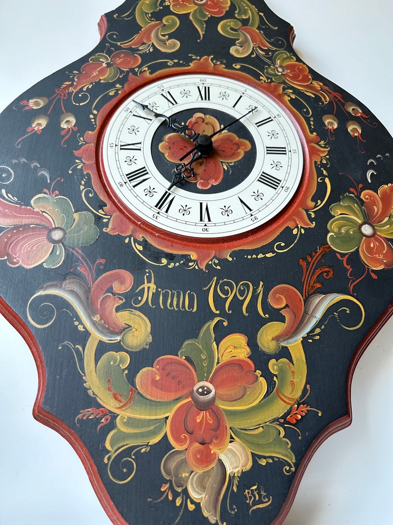 Amazing Handmade Norwegian Vintage Wall Hanging Clock With Beautiful ...