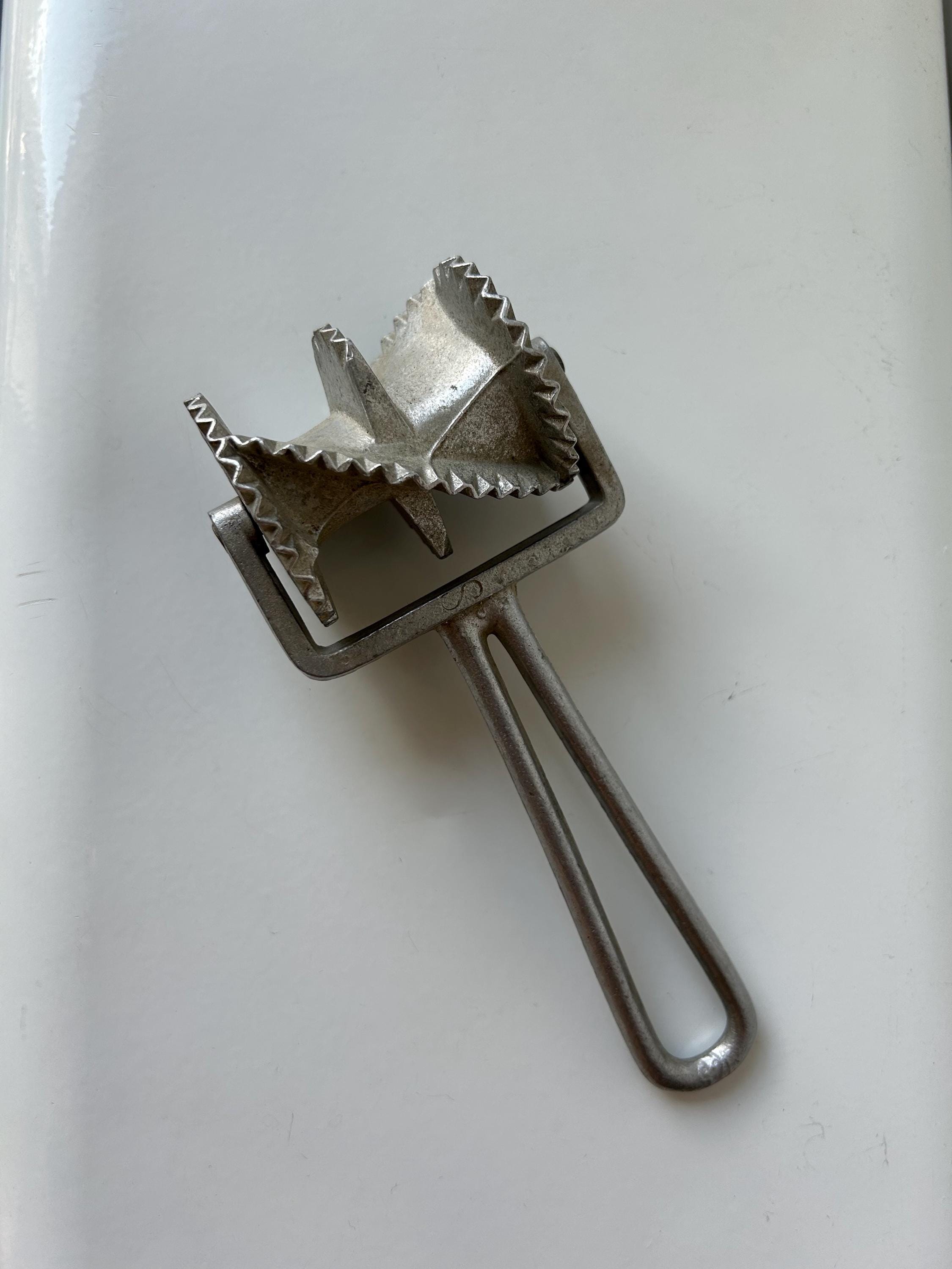 Norwegian Pewter Cake Cutter HOYANG Cookie Cutter Biscuit Cutter - Etsy