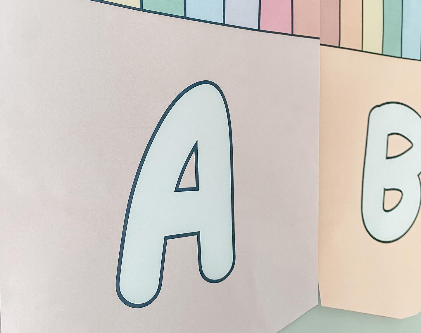 Rainbow Retro Wonderland Alphabet Banner for the Classroom | Bright ...