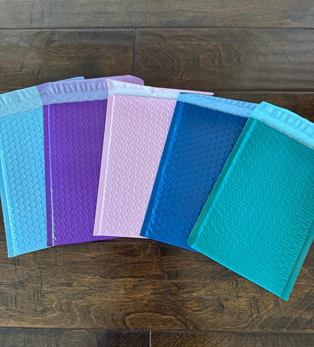10 OR 20 Pack - 6x9" Beautiful Mix of 5 Colors Designer Bubble Mailers ...