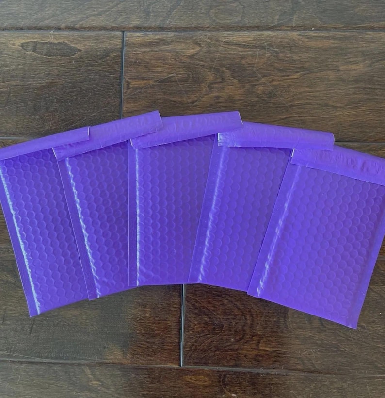 25 Pack - 4x8" Beautiful Mix Colors Designer Bubble Mailers! 5 Colors ...