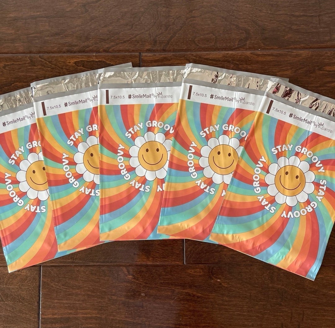 20 OR 40 Pack - 7.5x10.5" Stay Groovy Designer Poly Mailers! Non-padded ...