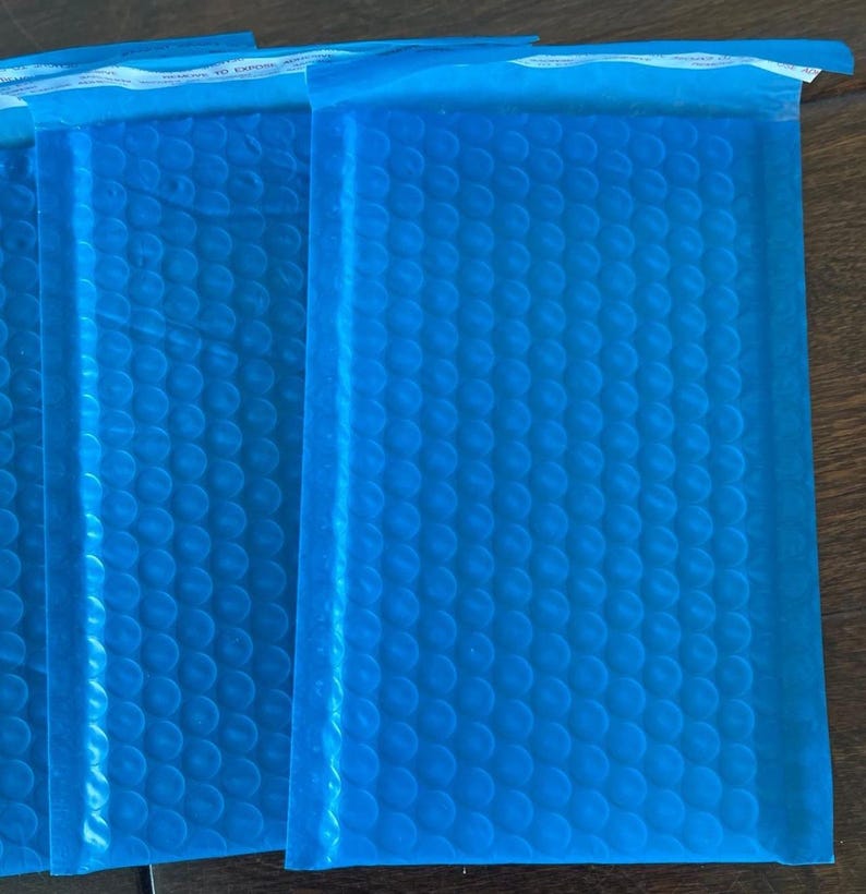 25 Pack 4x8 Beautiful Blue Designer Bubble Mailers Padded, Self-seal ...
