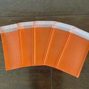 25 Pack - 4x8" Beautiful Mix Colors Designer Bubble Mailers! 5 Colors ...